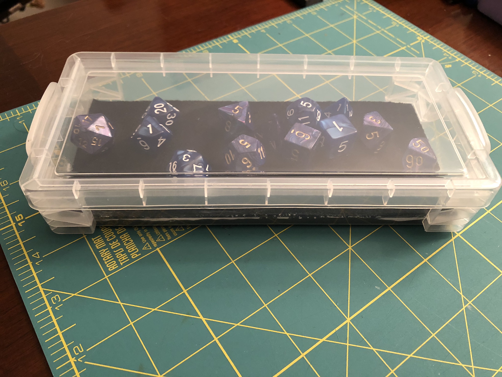 How to Make a Portable Dice Box and Rolling Tray – Alex Lynn Crafts